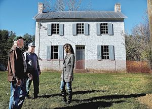 Shawneeland residents fight to save historic Clowser House | News ...