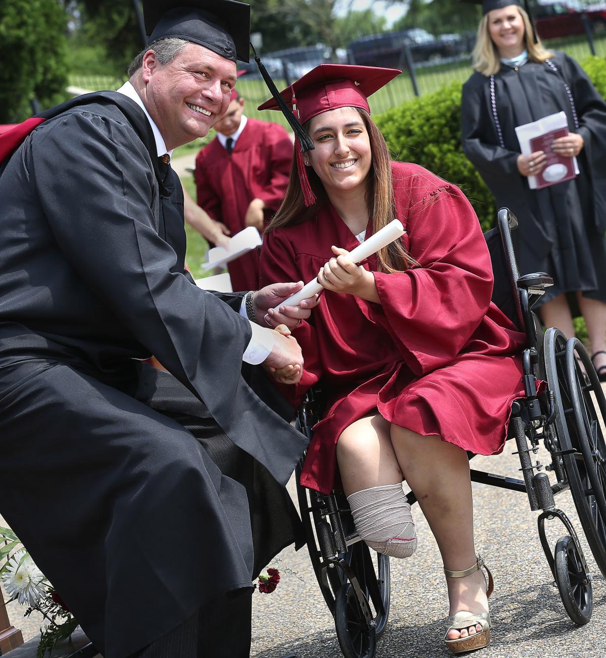 Handley graduates urged to help others, make memories | Winchester Star ...