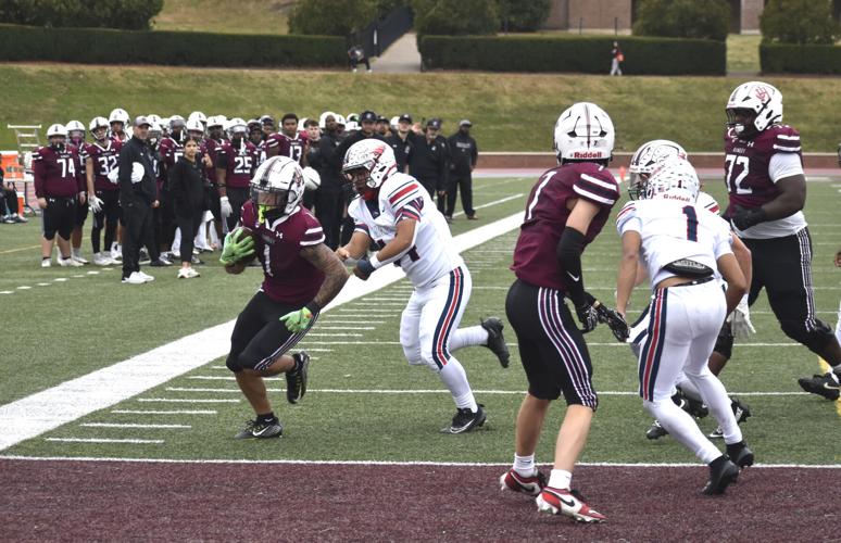 Handley rolls past Liberty for 48-0 win | Winchester Star ...