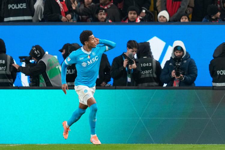 Rasmus Højlund shines as Napoli beats AC Milan 2-0 to reach Italian ...