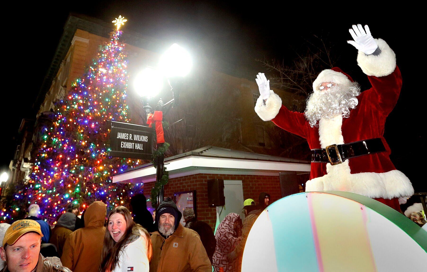 Winchester launches search for the perfect downtown Christmas tree ...