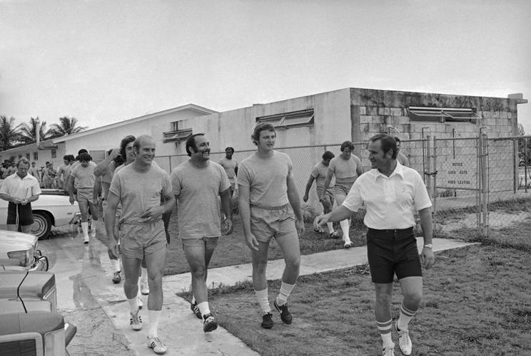 Manny Fernandez, key part to the 1972 perfect Dolphins season, dies at ...