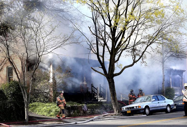 Fire burns two city houses; six people displaced | Winchester Star ...