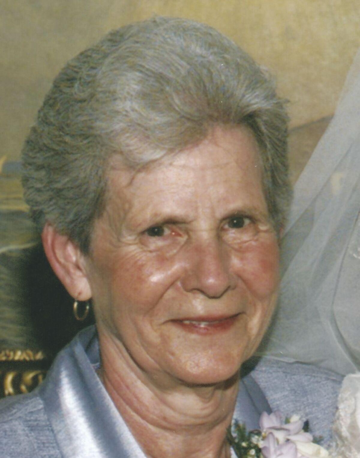Charlotte D. DeHaven | Obituaries | winchesterstar.com