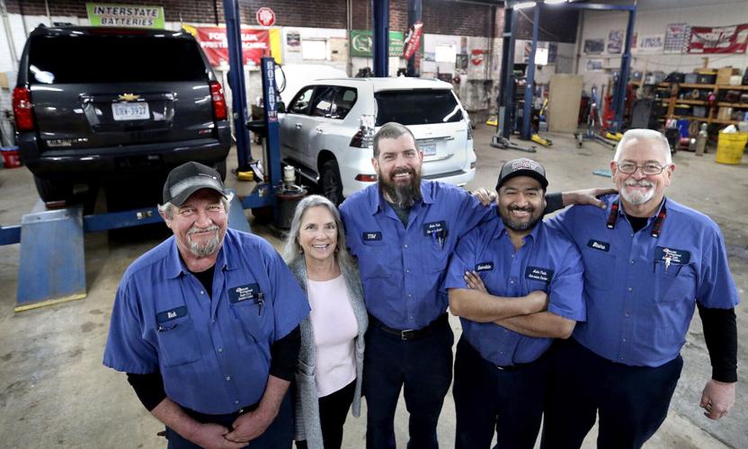 Auto shop owners retire after 30 years; former employee takes over ...