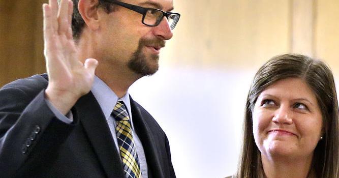 New judge sworn in | Winchester Star | winchesterstar.com