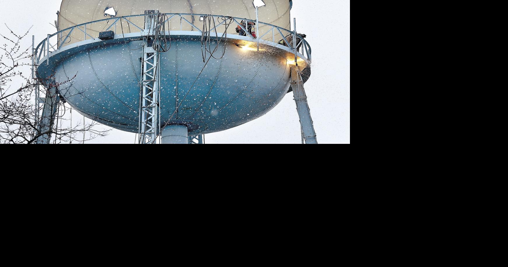 Torches take down old water tower in Clearbrook Park | News ...