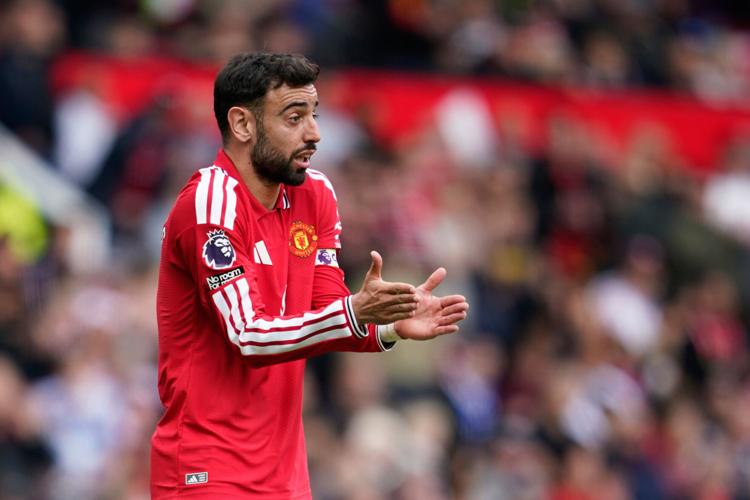 Bruno Fernandes wins the Premier League player-of-season award ...