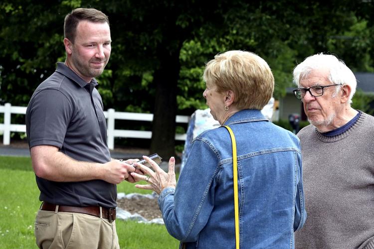 Voters head to polls for Democratic, Republican primaries | Winchester ...