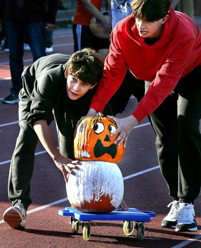 A smashing good time: Pep rally, pumpkin bashing an effort return to ...