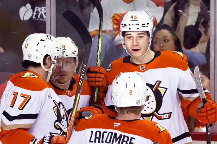 Sennecke scores in OT for 1st NHL hat trick as Ducks rally to beat ...