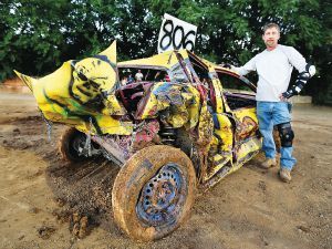 At demolition derby, drivers crash for cash | News | winchesterstar.com