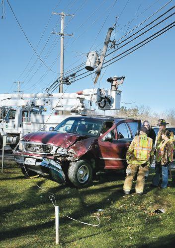 Two-vehicle accident downs power lines | News | winchesterstar.com
