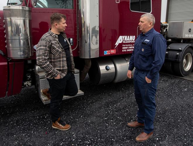 Ukraine natives worry for family, friends as Russia invades ...