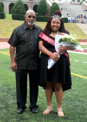 Handley High School crowns Homecoming queen | News | winchesterstar.com
