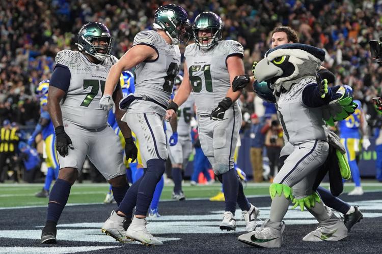 Seahawks rally from 16-point deficit and stun Rams 38-37 in OT move ...
