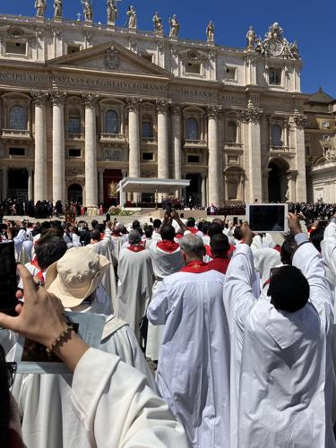 Winchester Catholics make pilgrimage to Rome, witness pope’s funeral ...