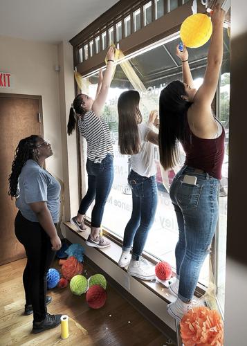 Students survey city residents for SU leadership camp | Winchester Star ...