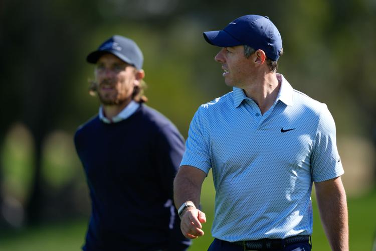 McIlroy makes double bogey in 73 and opens Dubai Desert Classic 8 shots ...