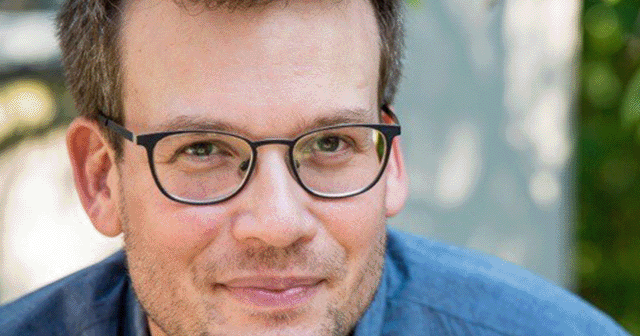 WSU to host author John Green Nov. 6 | Arts & Entertainment | winonapost.com