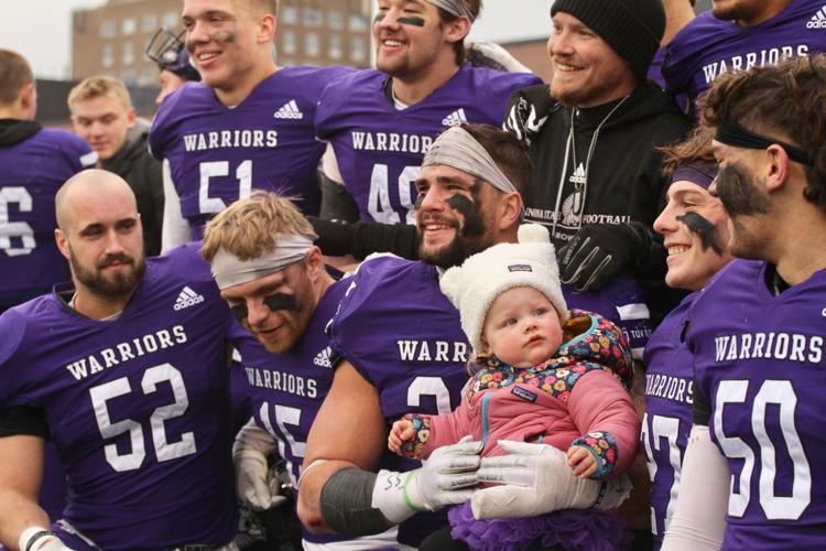 Warriors football closes out season with a win | Sports | winonapost.com