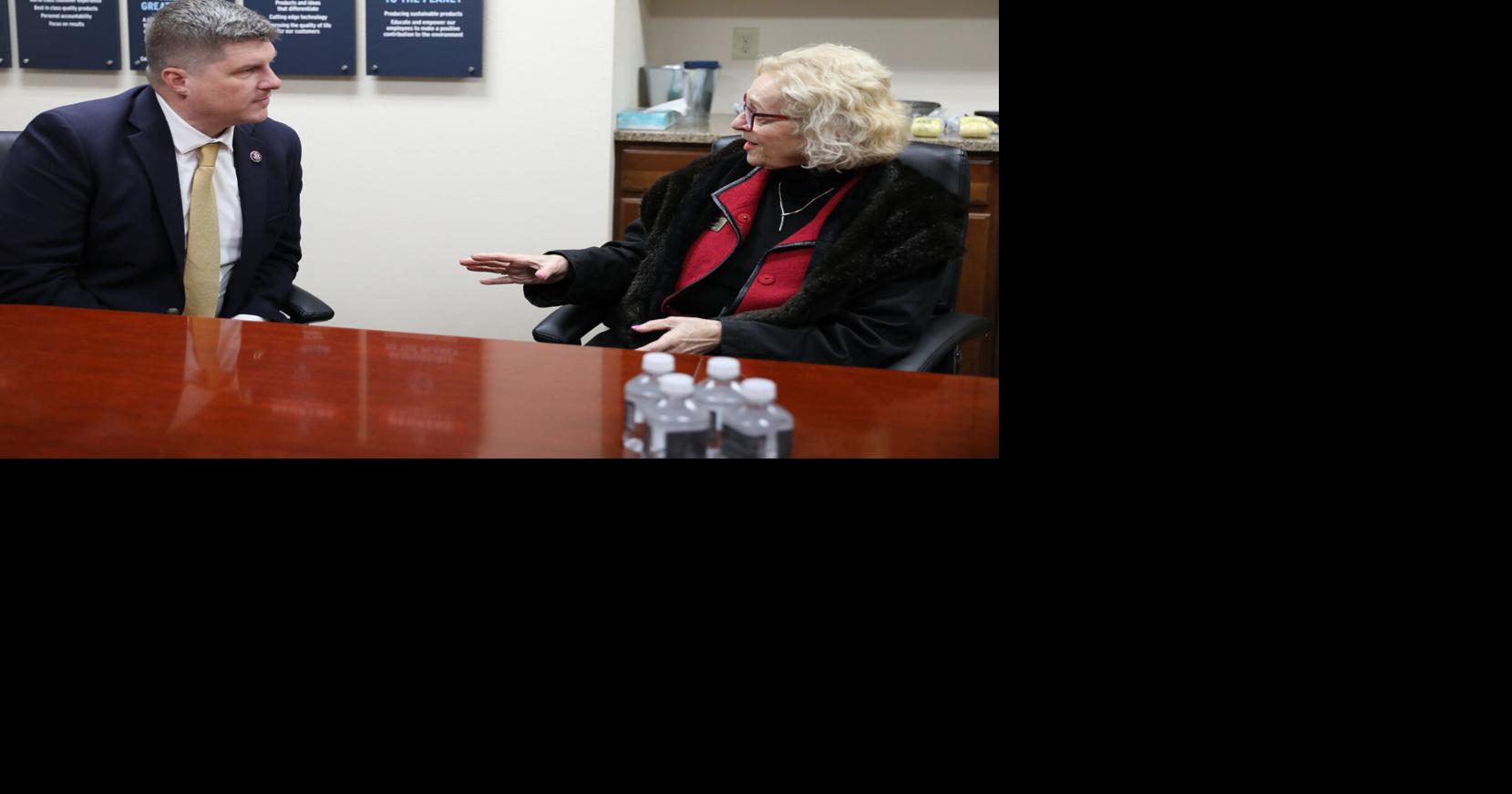 At Behrens visit, Finstad talks immigration | News | winonapost.com