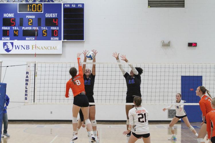 Ramblers volleyball tops Lake City 3-0 | Sports | winonapost.com