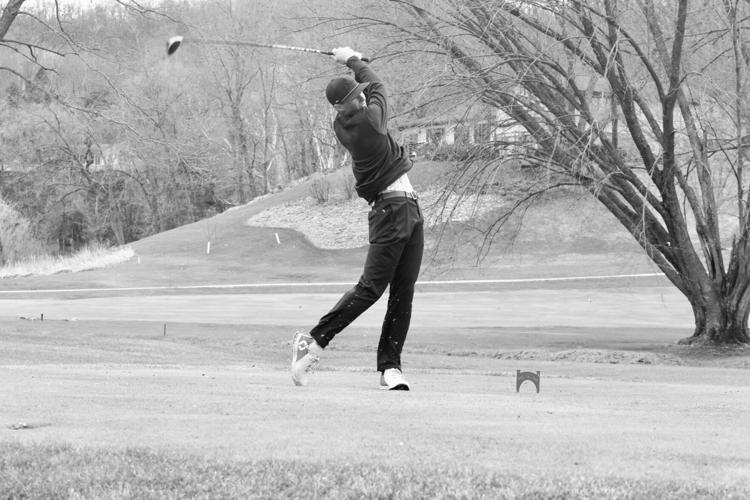 Winhawk golfers are on the upswing | Sports | winonapost.com
