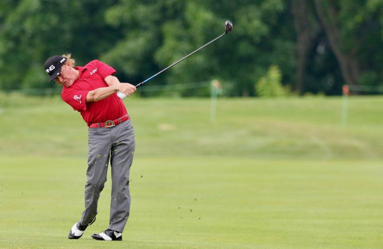 Madison's Jerry Kelly hangs around long enough to fend off host Steve ...