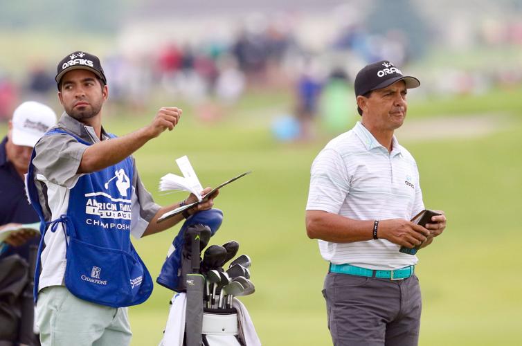 Madison's Jerry Kelly hangs around long enough to fend off host Steve ...