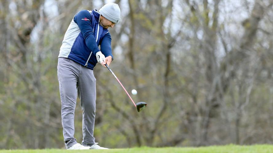 Harrison Ott leads a foursome of Wisconsin golfers at Bishops Bay CC to ...