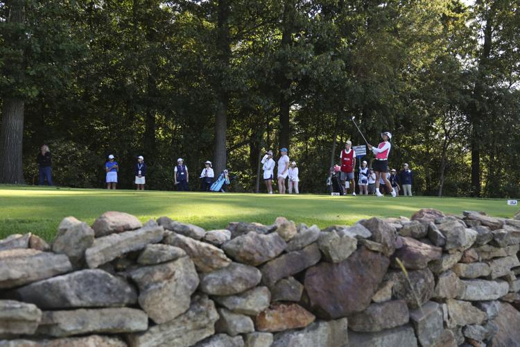 Former Badgers golfer Kimberly Dinh 'never really panicked at all' in ...