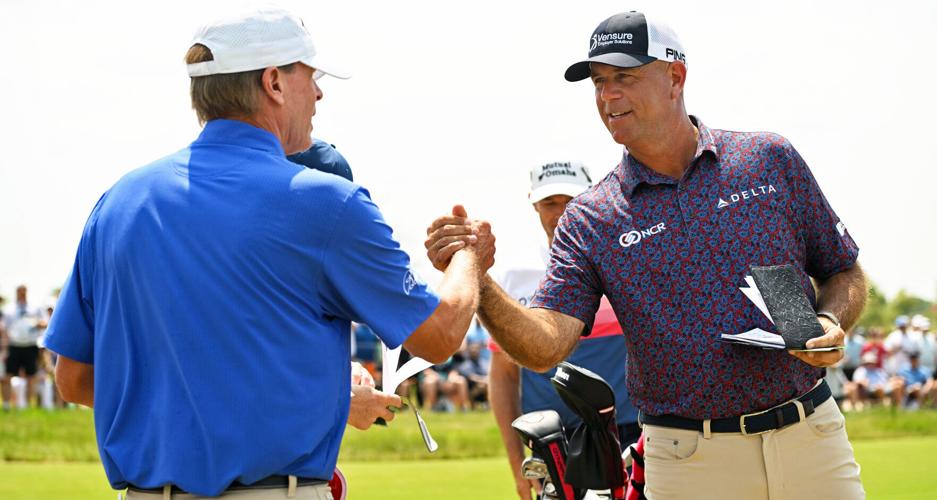 With daughter Izzi as his caddie, Steve Stricker wins his second ...