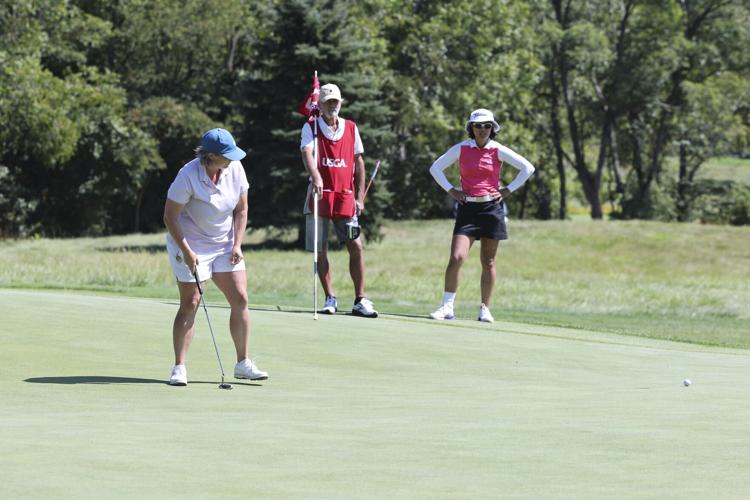 Former Badgers golfer Kimberly Dinh 'never really panicked at all' in ...