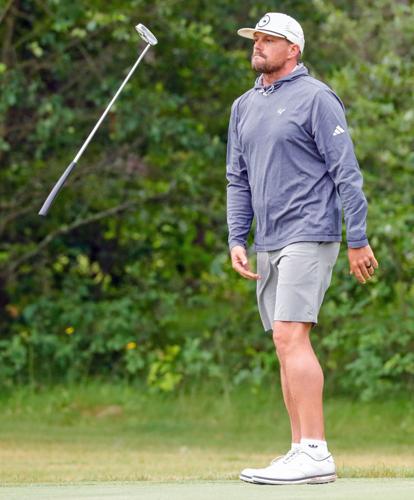 'My hands were a little shaky': Adam Garski sinks birdie putt on 21st ...
