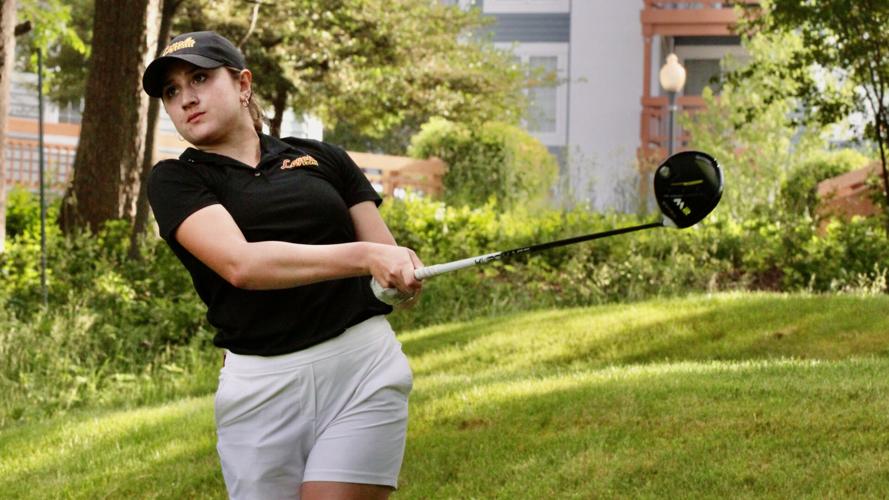 Menomonee Falls' Bella Dory emerges as a contender among some big names ...