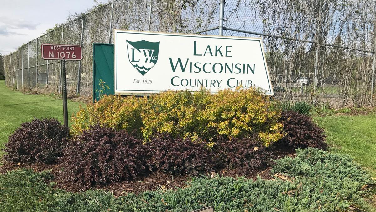 With holes that tease and a setting that delights, Lake Wisconsin CC is ...