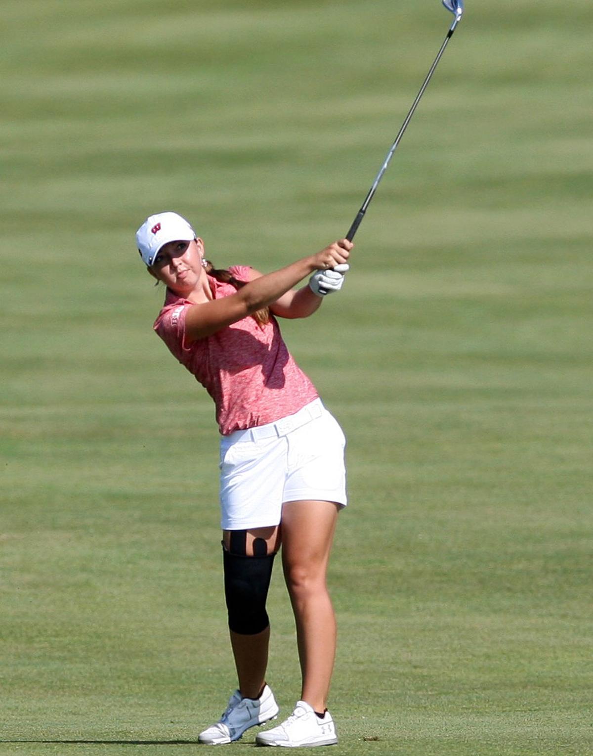 School-record 65 from Becky Klongland helps Badgers women vault into ...