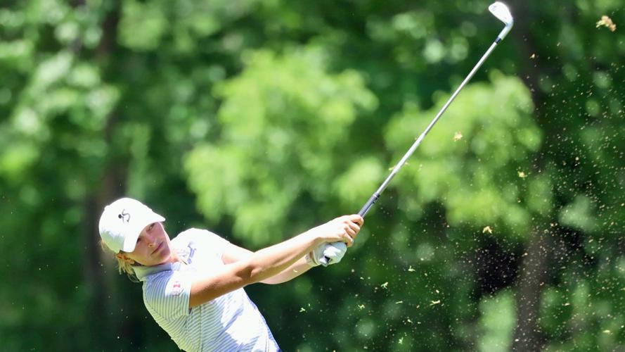 In tense all-action and no-talk showdown, Emily Lauterbach bests Bobbi ...