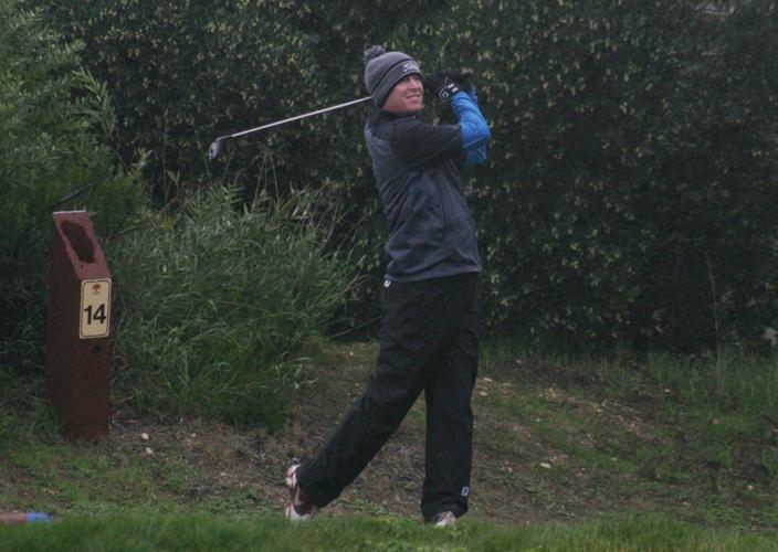 Photos: Green Bay's Ricky Hearden battles the elements during PGA Tour ...