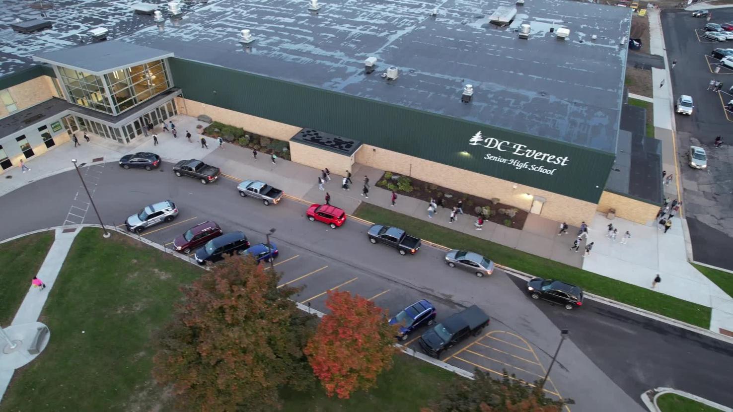 D.C. Everest high school students qualify for international DECA ...