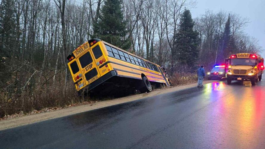 Rhinelander bus slides into ditch due to icy road conditions Thursday ...