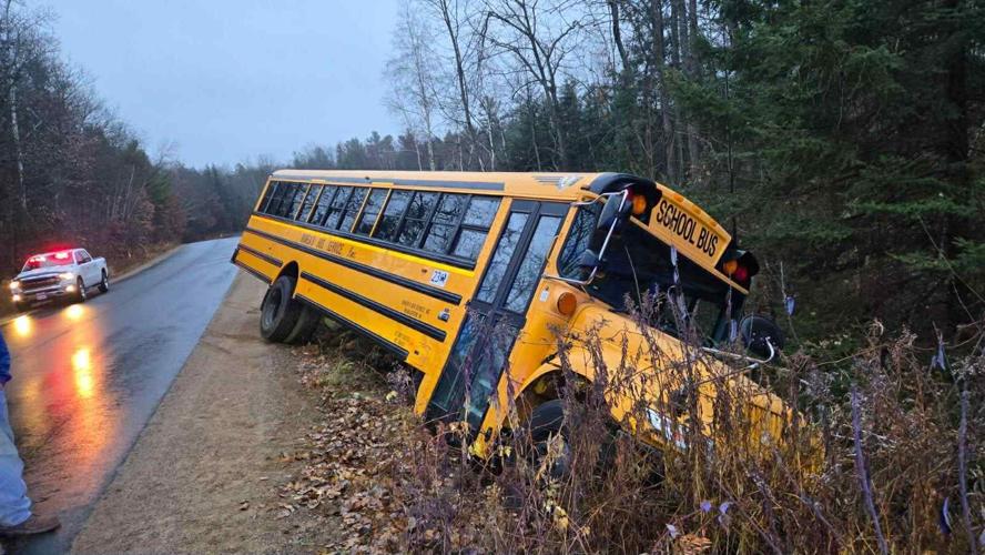 Rhinelander bus slides into ditch due to icy road conditions Thursday ...