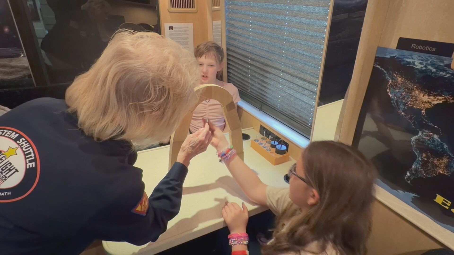 Butternut School District hosts Stem Shuttle to teach kids about ...