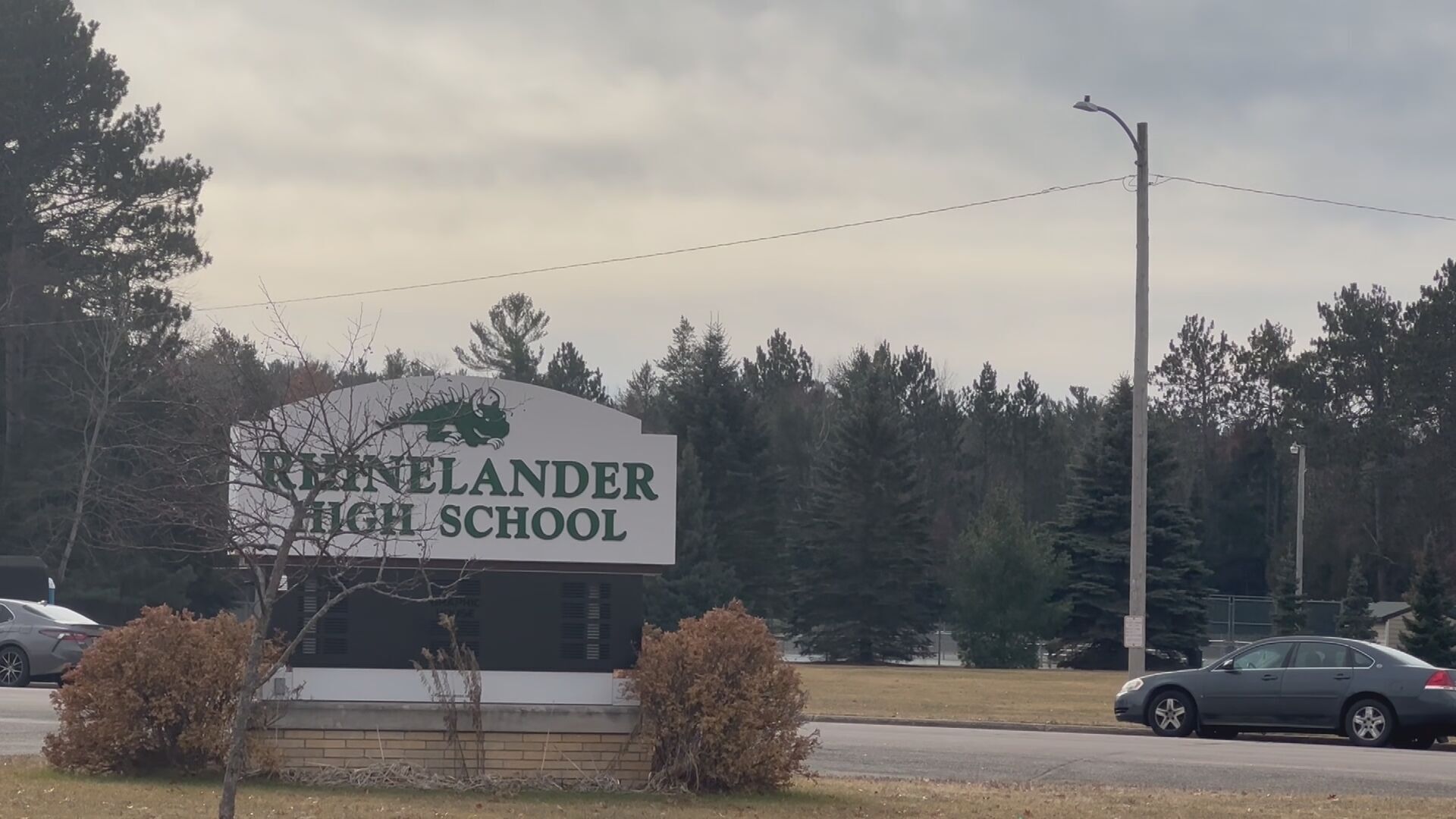 Rhinelander High School students help local food pantry with Hodag ...