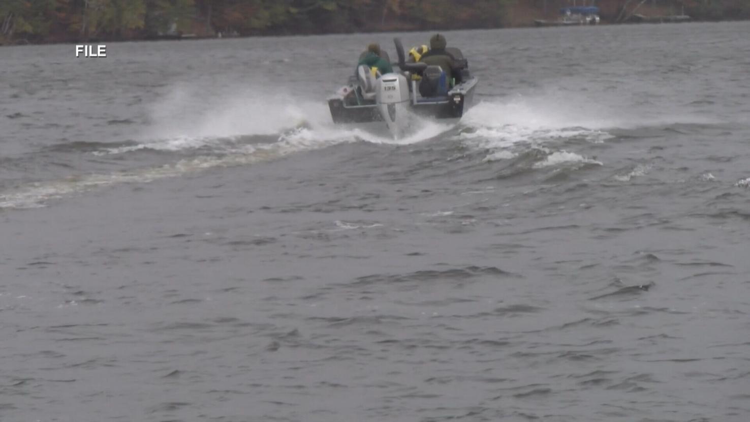 Bill regulating wake surfing introduced to Wisconsin lawmakers | News ...