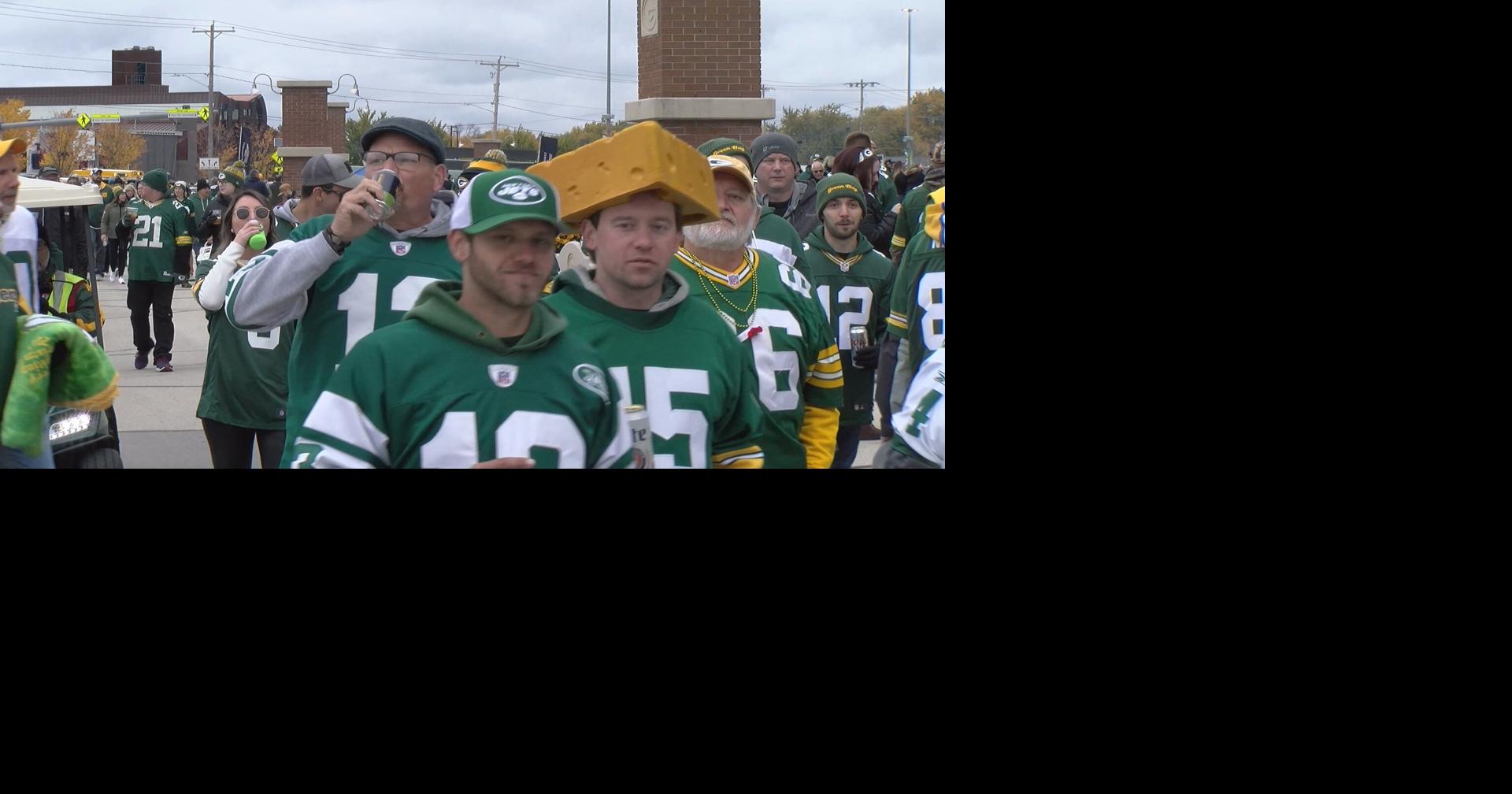 Green Bay Packer fans excited for afternoon kickoff against the New ...