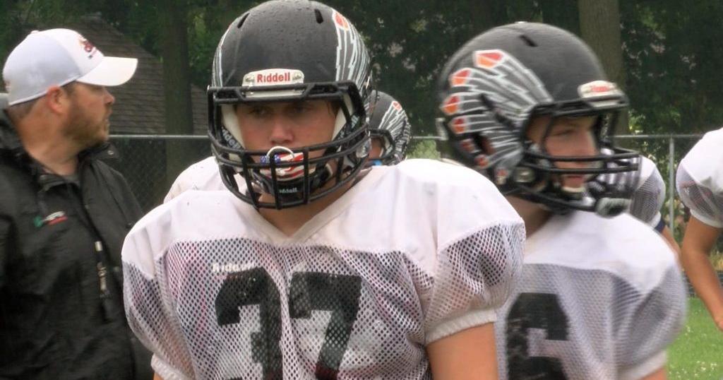 Black Hawk football embraces co-op with Warren (IL) | Sports | wkow.com