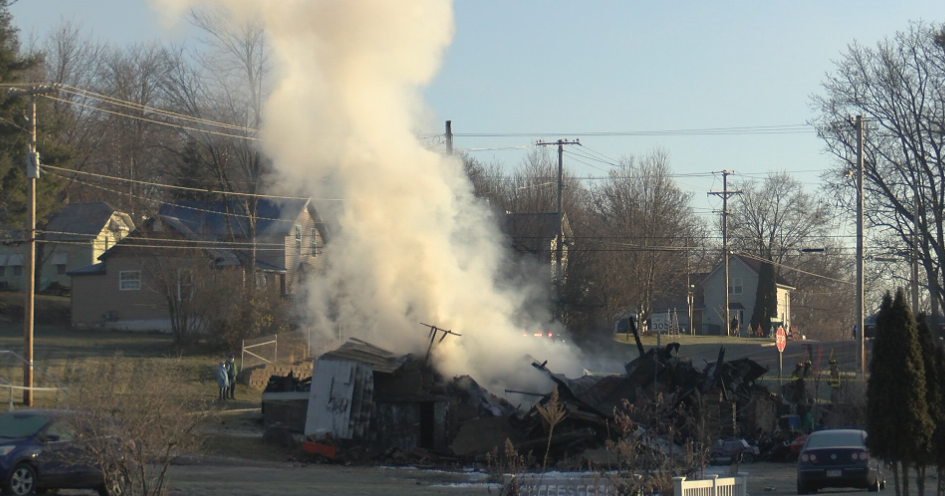 Driver dies after crashing into Rock Springs building | Archive | wkow.com
