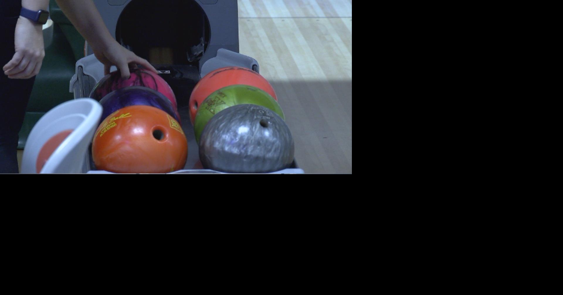 Bowlin' for Colons raises money for and awareness about colon cancer ...